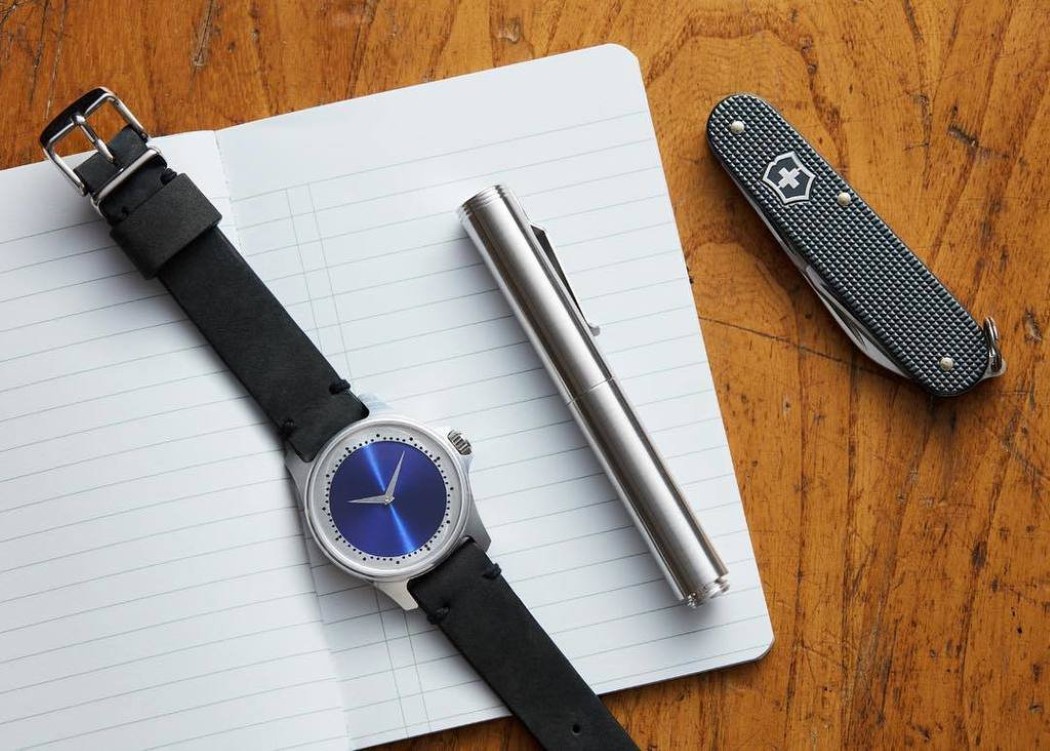 A Distinctly Stylish EDC Pen - Yanko Design